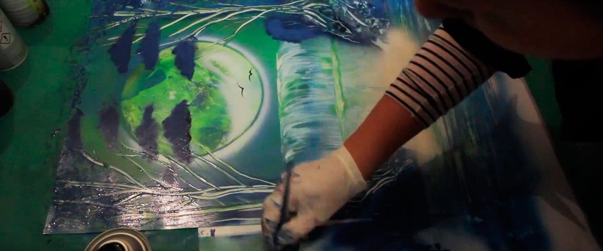 DIY: Slika s slapom v tehniki slikanja s spreji | Ustvarjalne roke ...